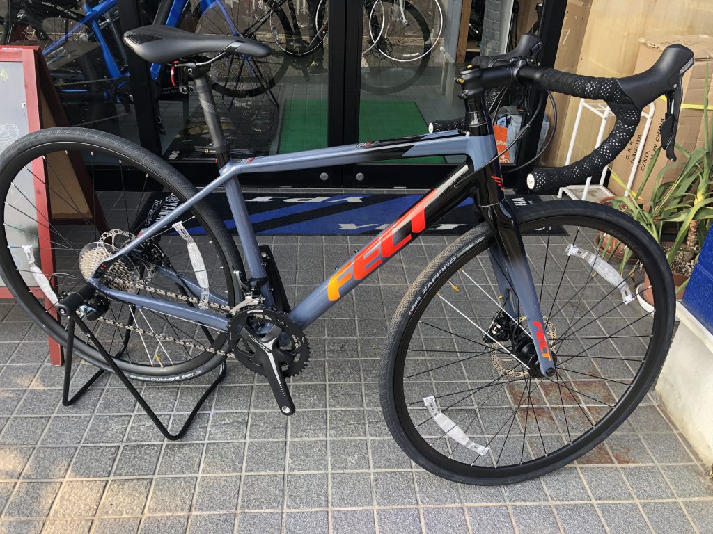FELTのロードバイク『VR40』特別仕様車！ | 岐阜県各務原市の初心者向けサイクリング専門店 ウイール